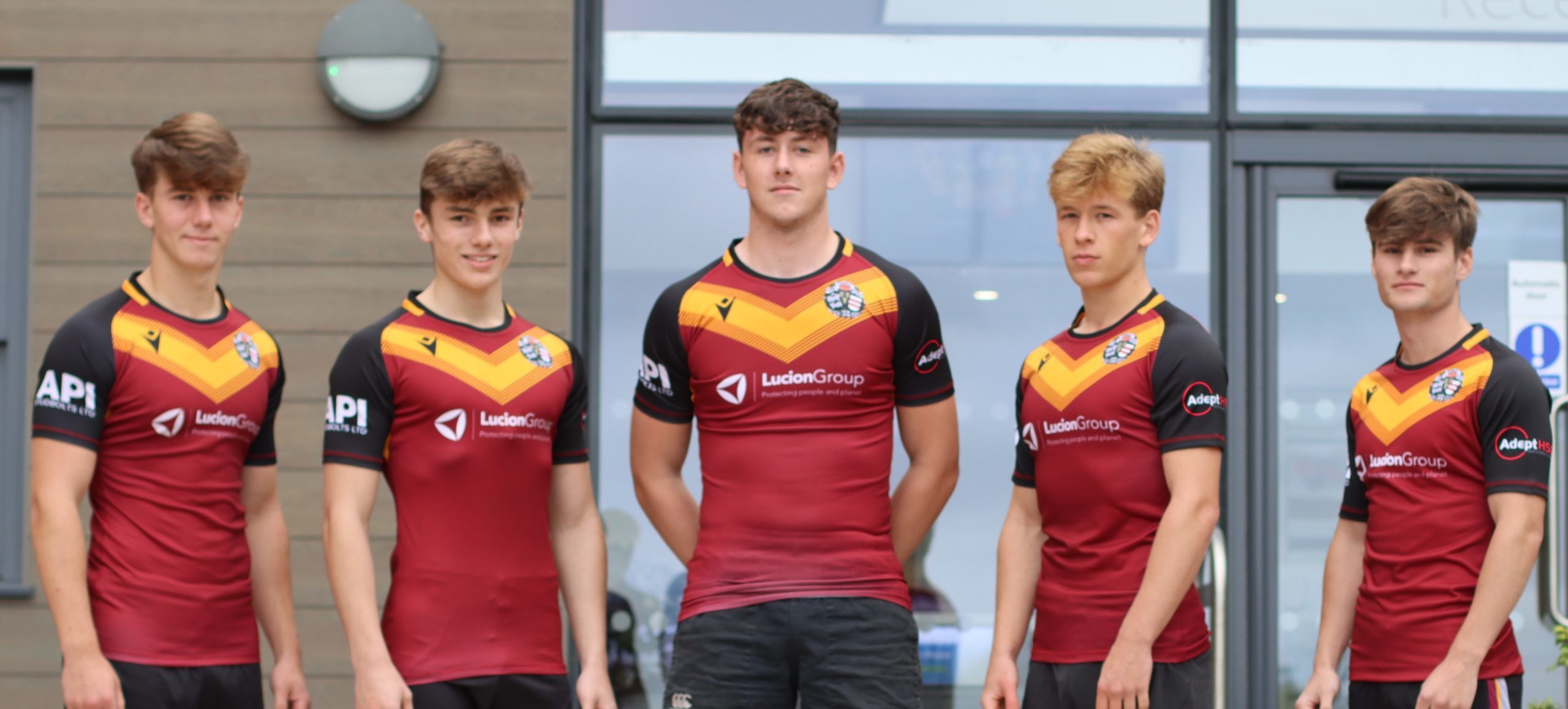 LEGAT OWEN SPONSORS LOCAL RUGBY TEAM - Legat Owen